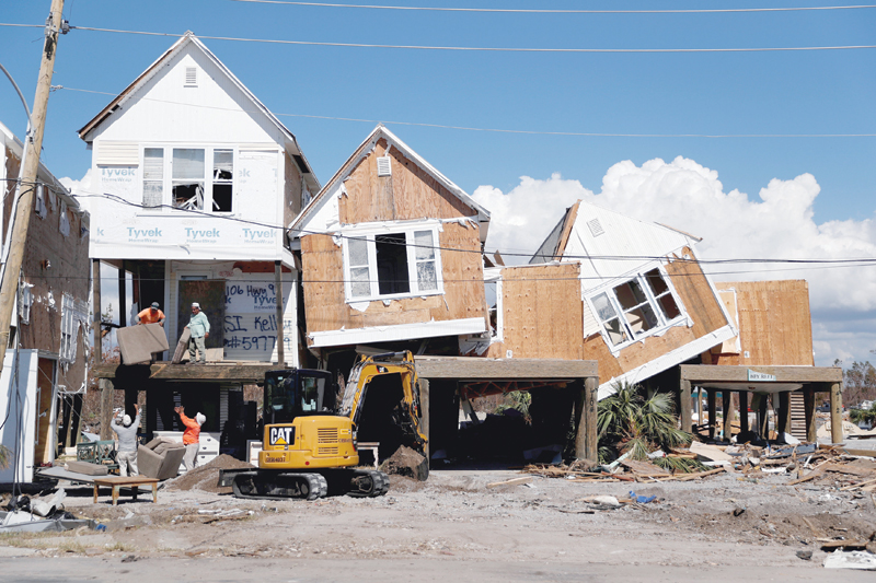 Lack of power, phones hamper rescue efforts after hurricane - Oman Observer