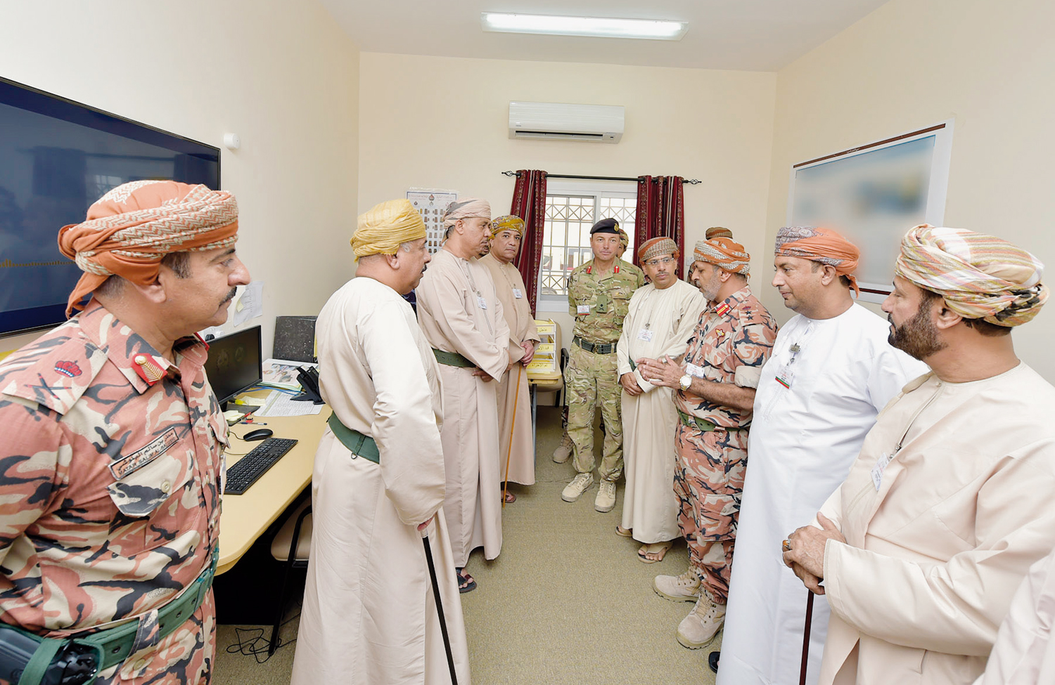 Information minister visits war games command - Oman Observer