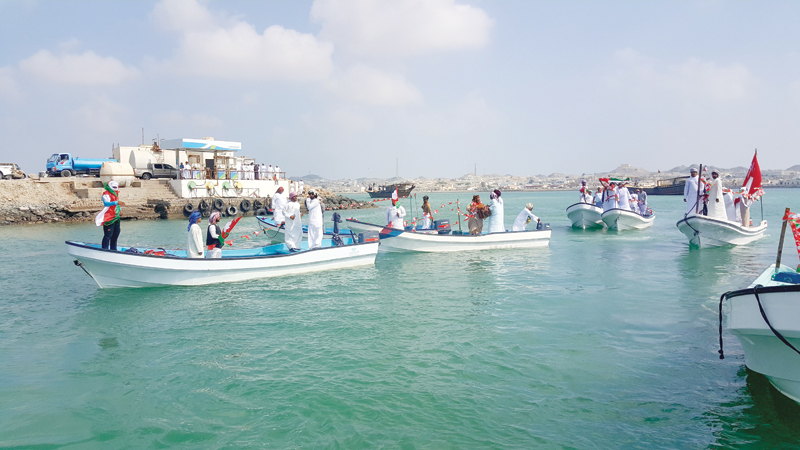 Residents of Mahout mark glorious National Day - Oman Observer