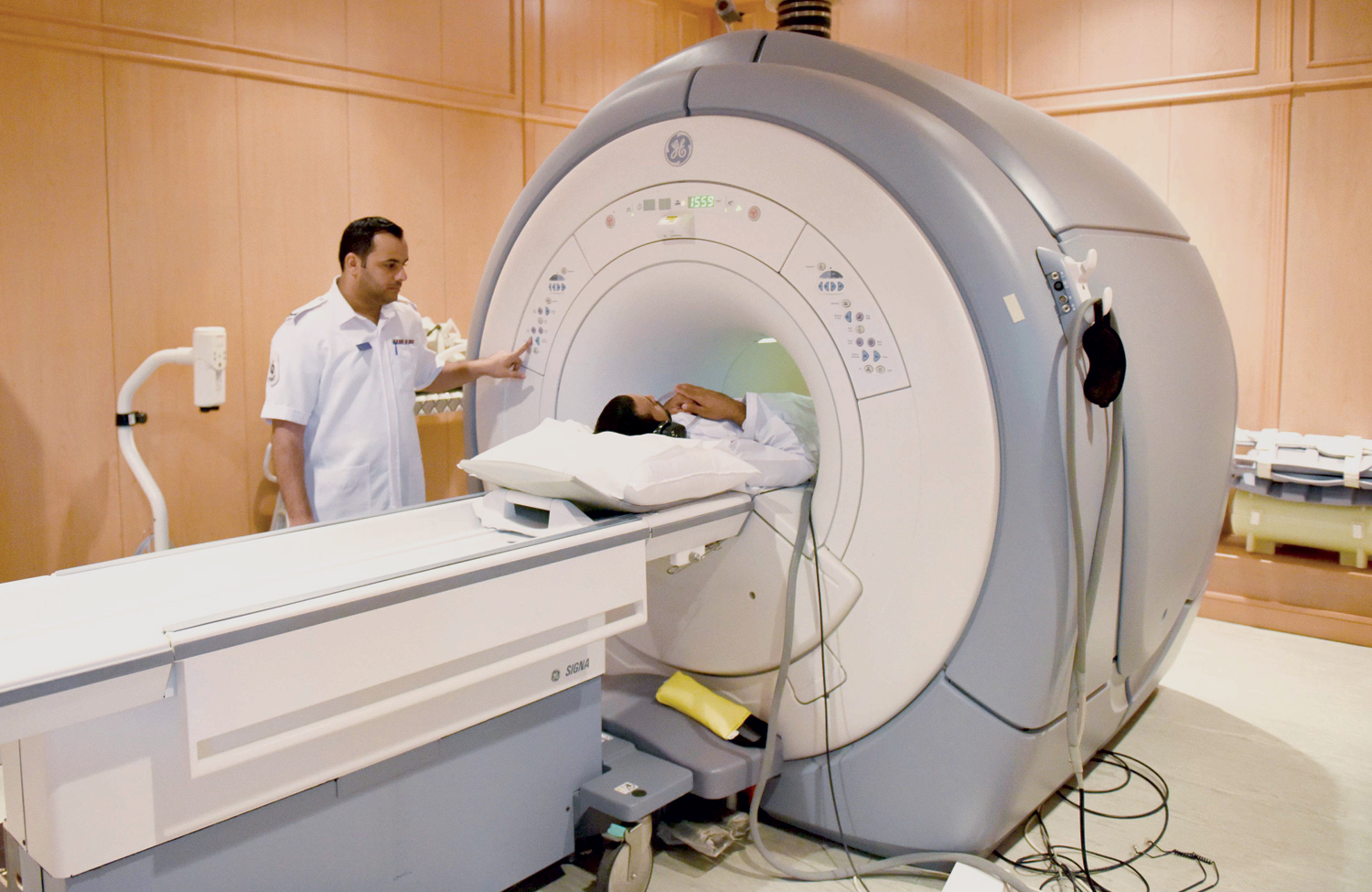 ROP Hospital gives modern medical services to personnel - Oman Observer