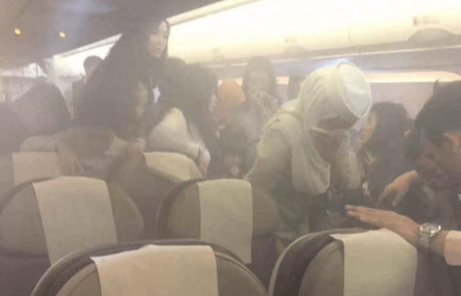 Video: How safe it is to carry a power bank in flight? - Oman Observer