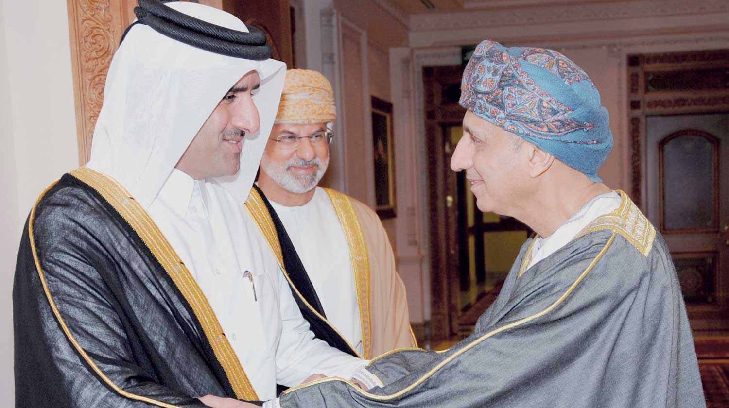 Sayyid Fahd receives Qatari official - Oman Observer