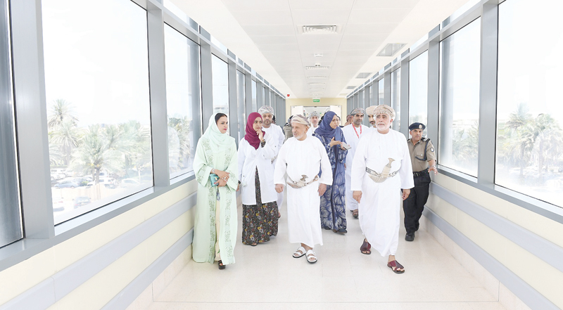 Royal Hospital opens foot overbridge - Oman Observer