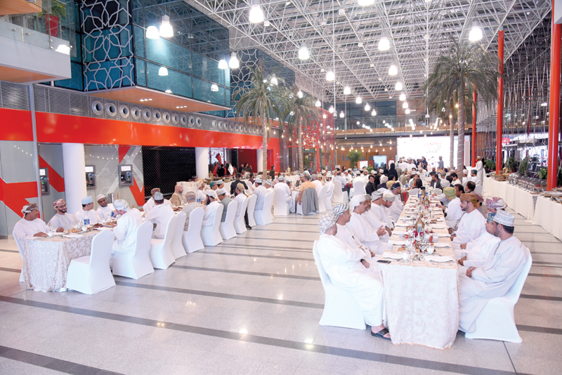 Bank Muscat hosts annual iftar gathering for media - Oman Observer