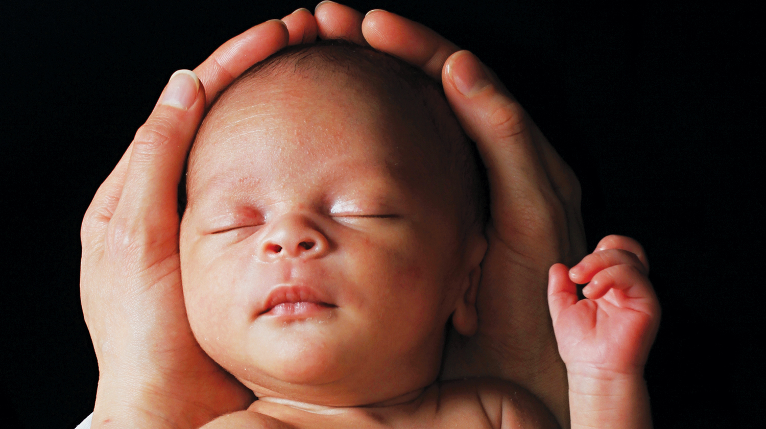 8 OMANIS BORN EVERY HOUR - Oman Observer