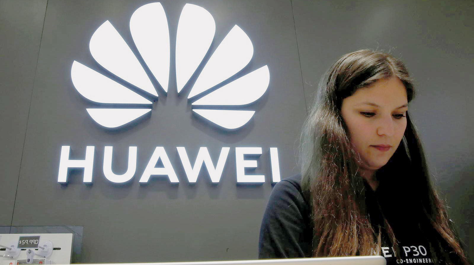 White House to host meeting with tech executives on Huawei - Oman Observer