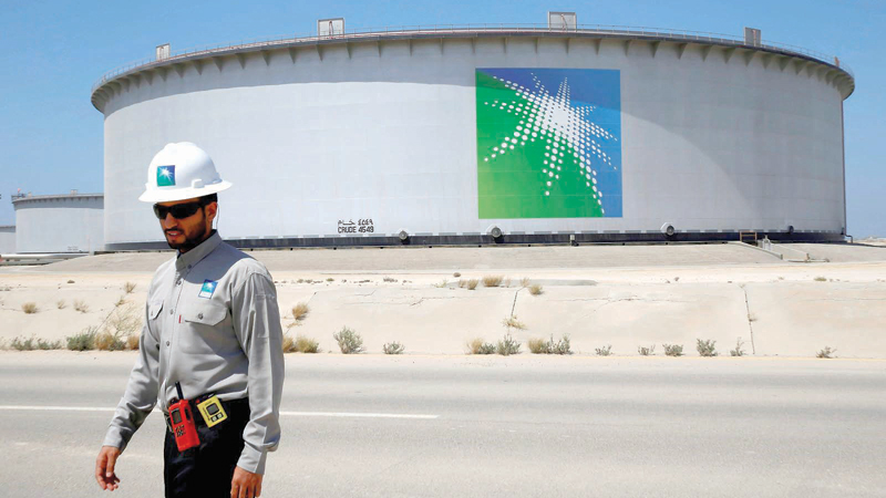 Saudi Aramco to buy Reliance stake, reports 12pc earnings slide - Oman ...