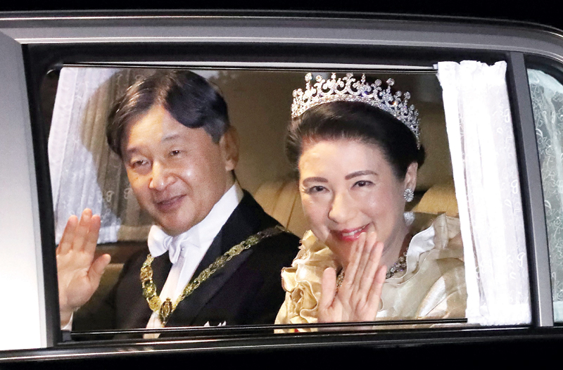 Japan’s new emperor formally takes the throne - Oman Observer