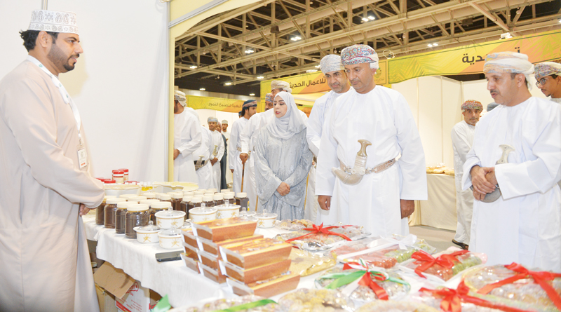 Omani Dates Festival opens - Oman Observer