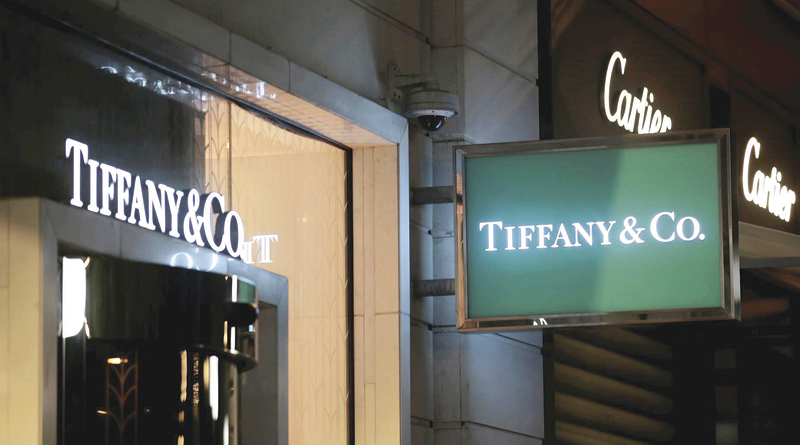 Cash-rich LVMH confirms interest in acquiring luxury jeweller Tiffany ...