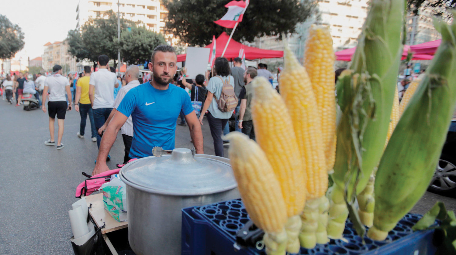 Lebanon protests a boon for street vendors - Oman Observer