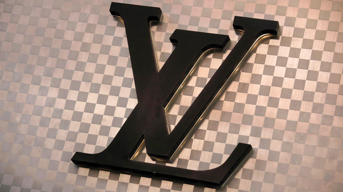 Louis Vuitton Paris Store Closing Sales 2020 | Paul Smith