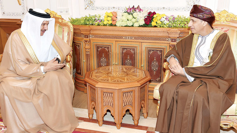 Fahd receives GCC Secretary General - Oman Observer