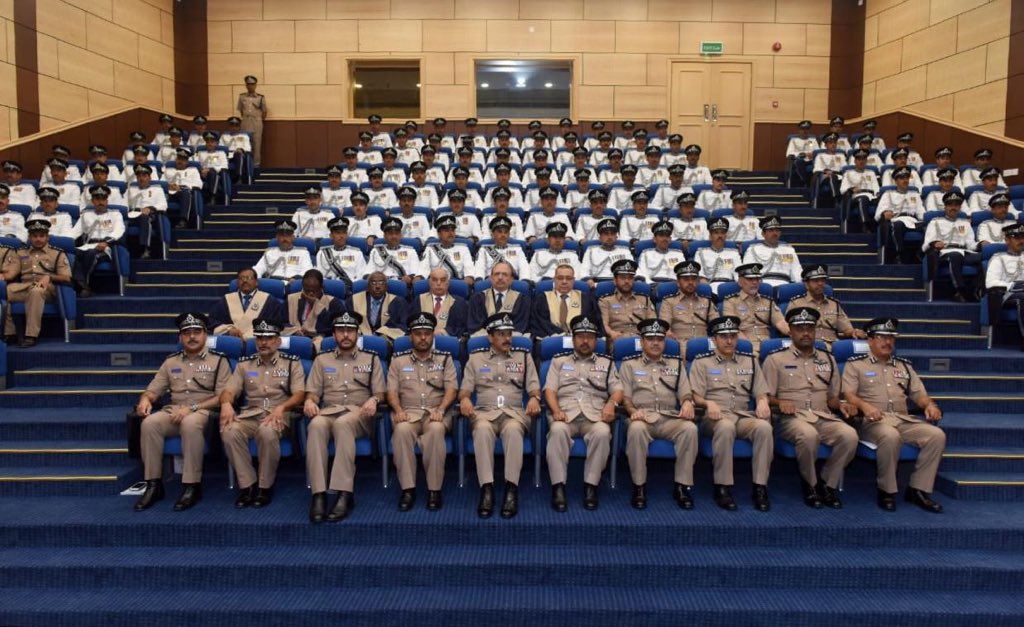 Chief of ROP honours graduating officers - Oman Observer