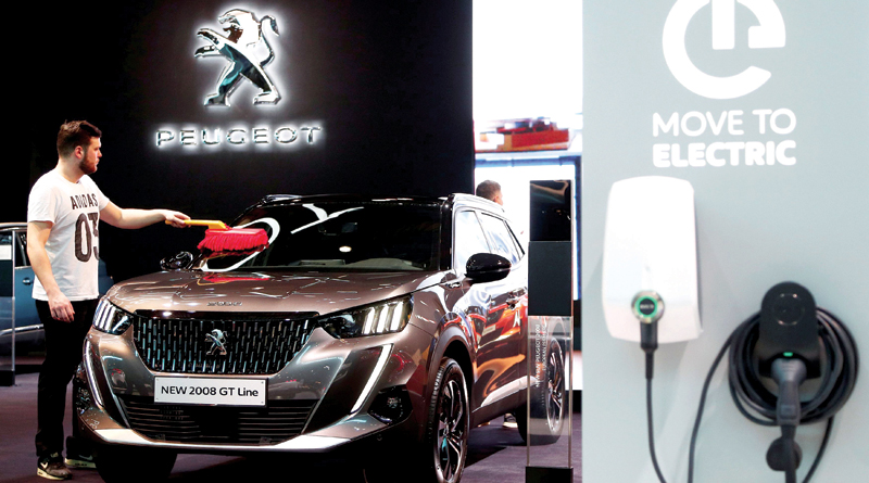 Profits jump at Peugeot maker PSA ahead of Fiat merger - Oman Observer