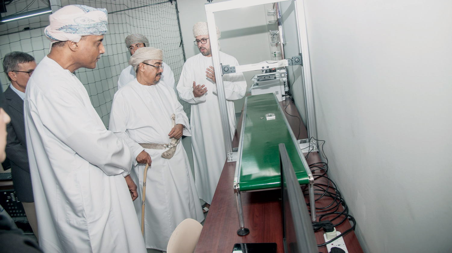 SQU gets advanced technology lab - Oman Observer