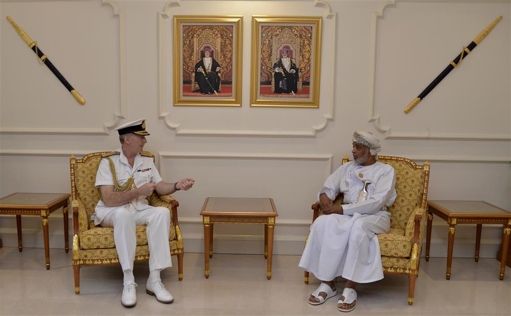 Defence secretary general receives British chief of air staff - Oman ...