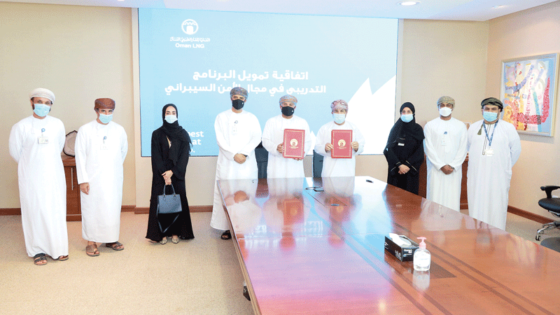 Oman LNG, UTAS ink deal - Oman Observer