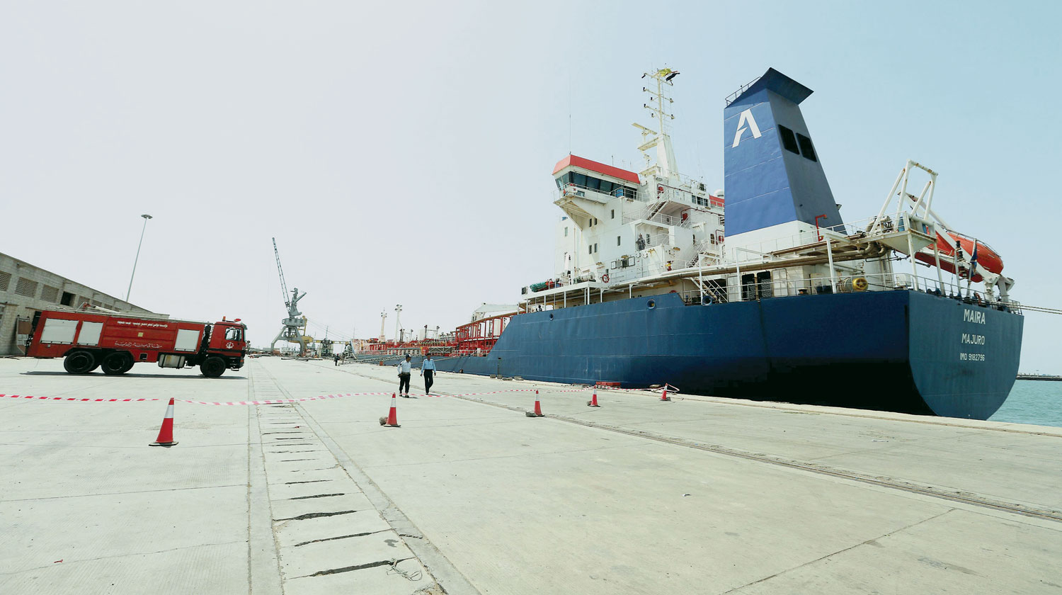 Coalition clears 4 fuel ships to dock at Yemen’s Hodeidah port - Oman ...